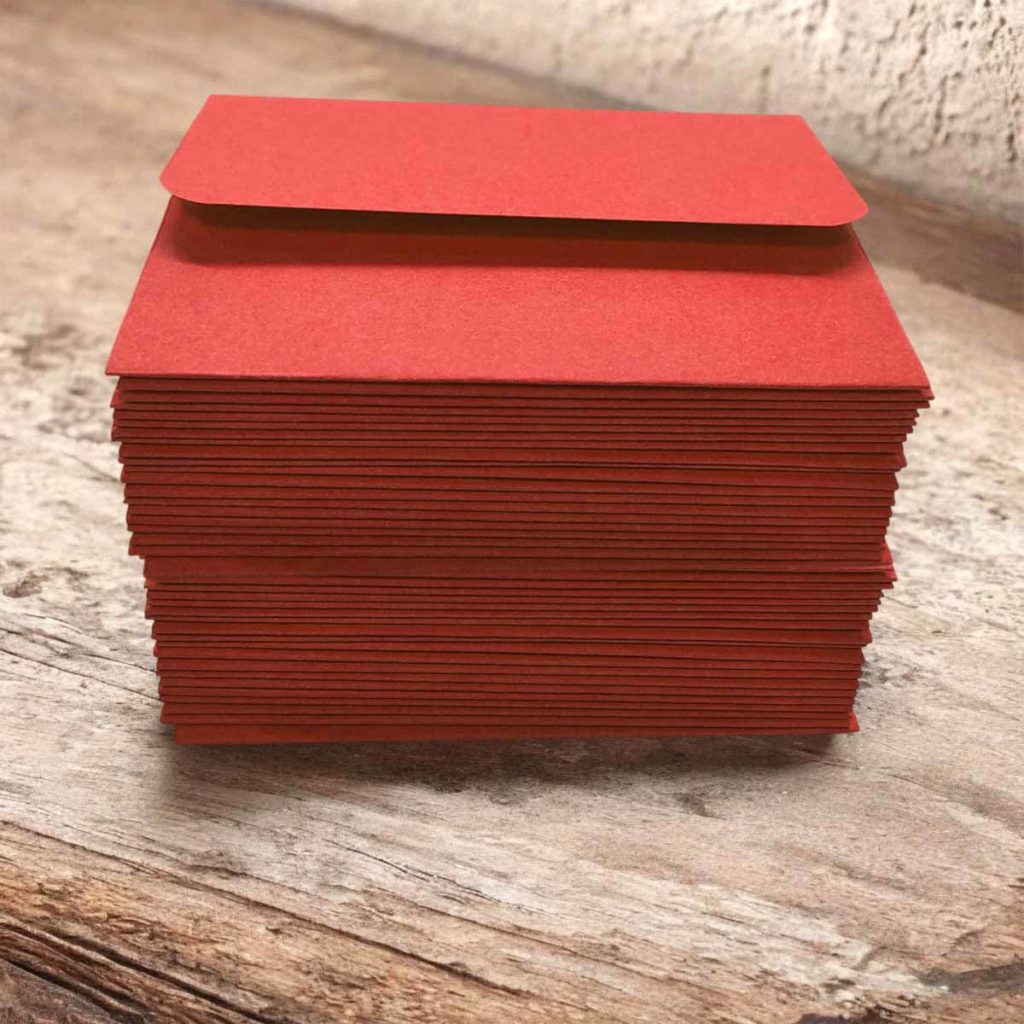 Plicuri rosii 10.5x7.5cm | Plicuri mici set 100 buc